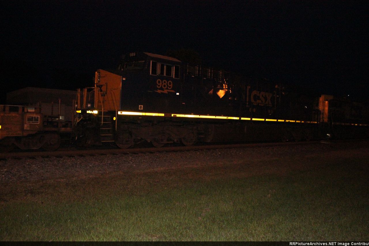CSX 989